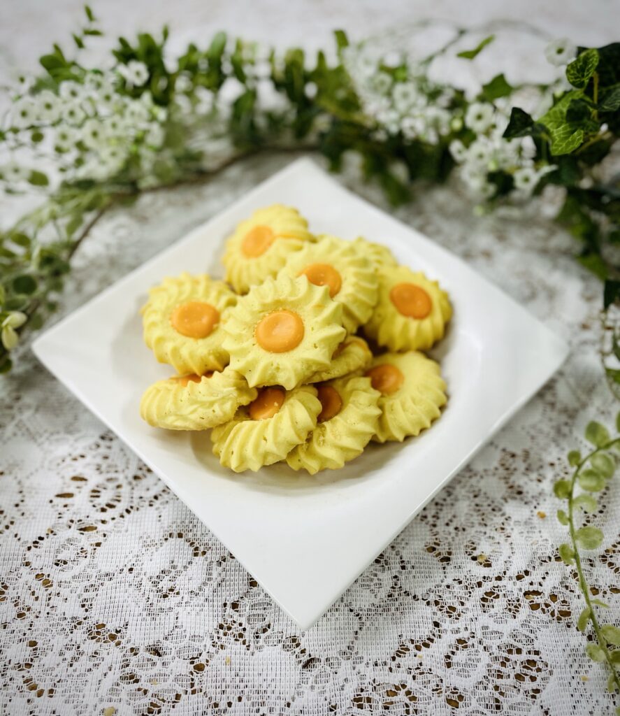 Cookies - Continental Pastries and Deli